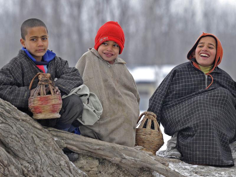 KANGDI: AN ANCIENT TOOL TO PROTECT KASHMIRI PEOPLE FROM COLD – Kashmir ...